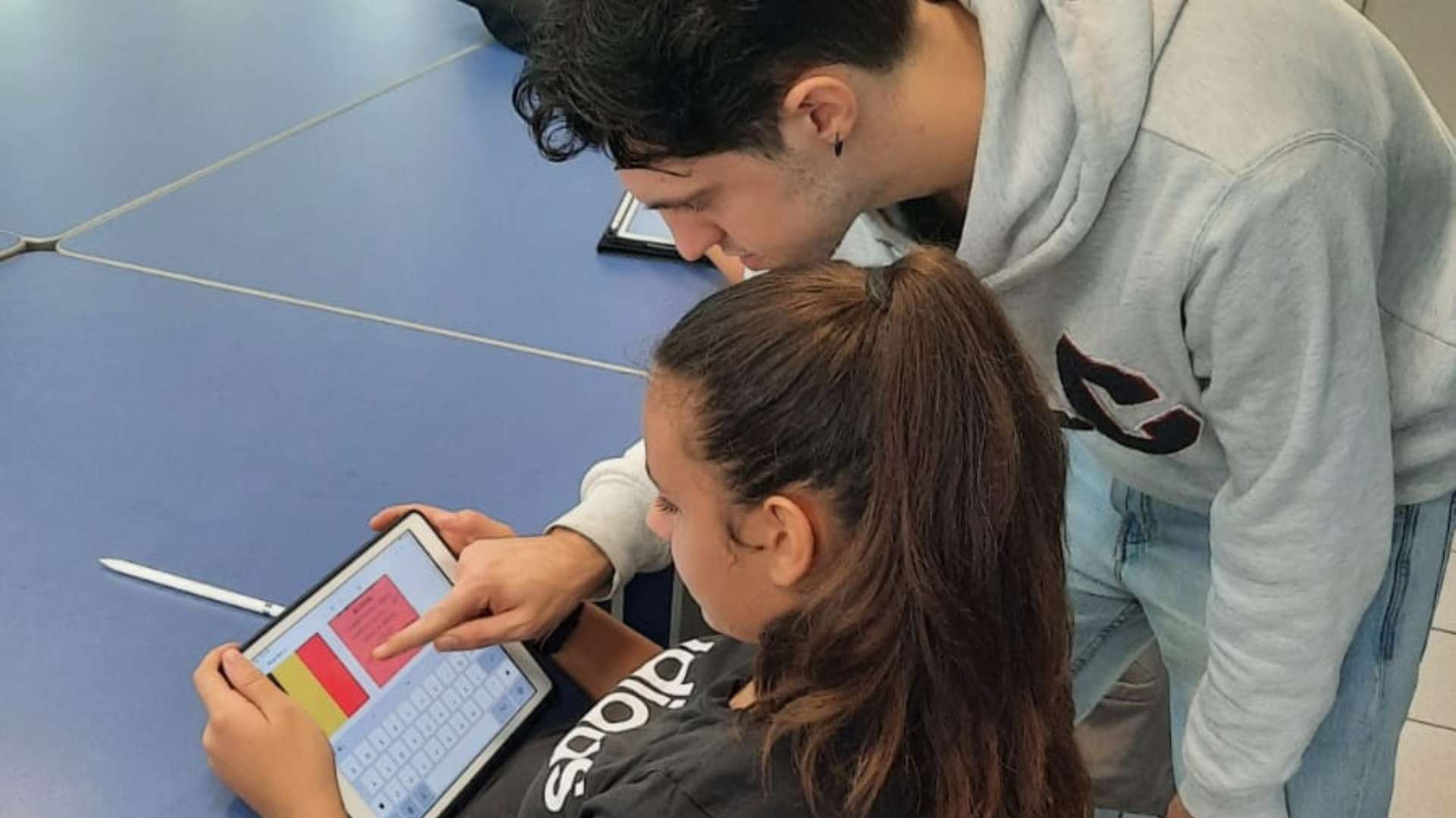 Maker Lab: Unione Europea interattiva e Microlearning nella ...